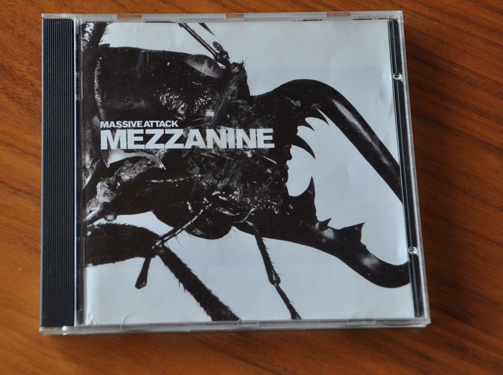 Massive Attack: Mezzanine (CD; 1998) (Gebraucht) in Basel für CHF 3 ...