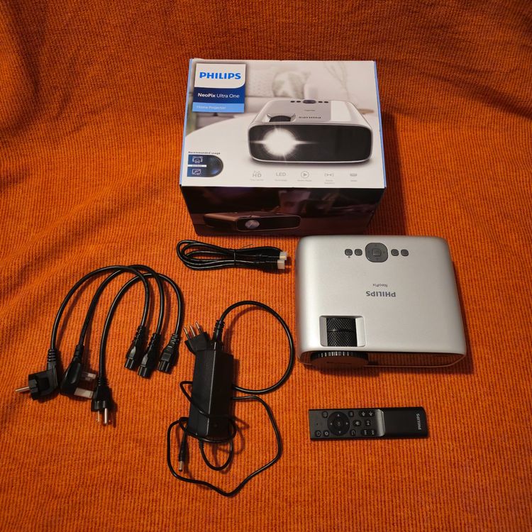 Philips NeoPix Ultra One Beamer | Kaufen auf Ricardo