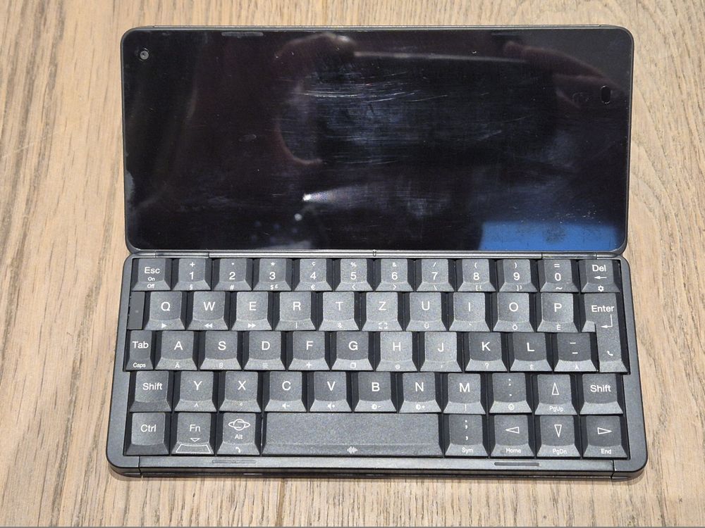 Planet Computer Gemini PDA 64GB mit 4G & WiFi (Gebraucht) in Bolligen ...