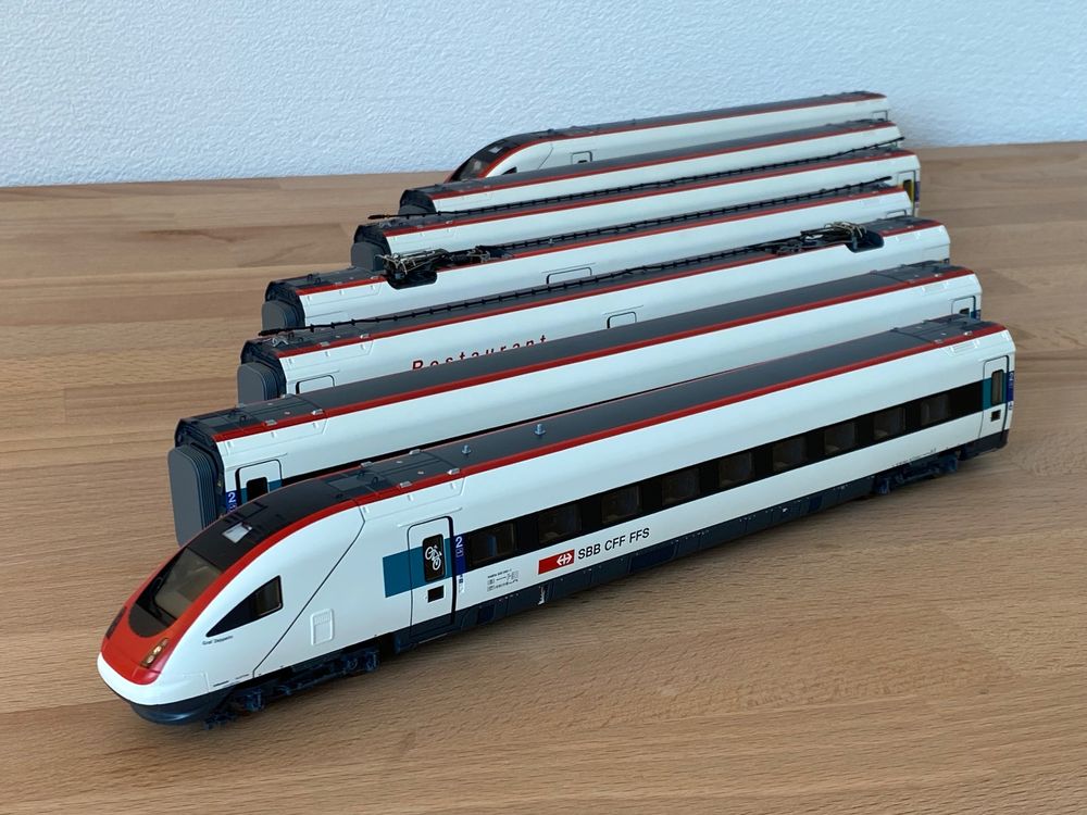 Roco SBB 7-teiliger Neige-Triebzug ICN Serie RABDe der SBB (Neu (gemäss ...