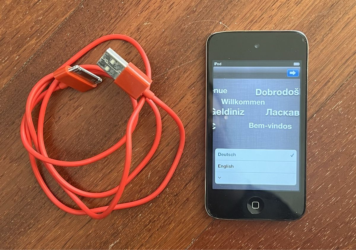 Apple iPod Touch 4. Generation 8GB (Gebraucht) in Zollikon für CHF 26 ...