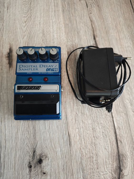 2 Pédales d'effets DOD DFX 94 et Danelectro (Gebraucht) in Bassecourt ...
