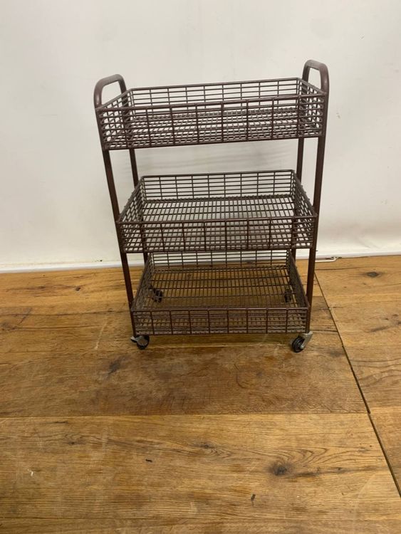 Rollwagen mit 3 Ablagen, KL 1662 (Gebraucht) in Niederönz für CHF 49 ...