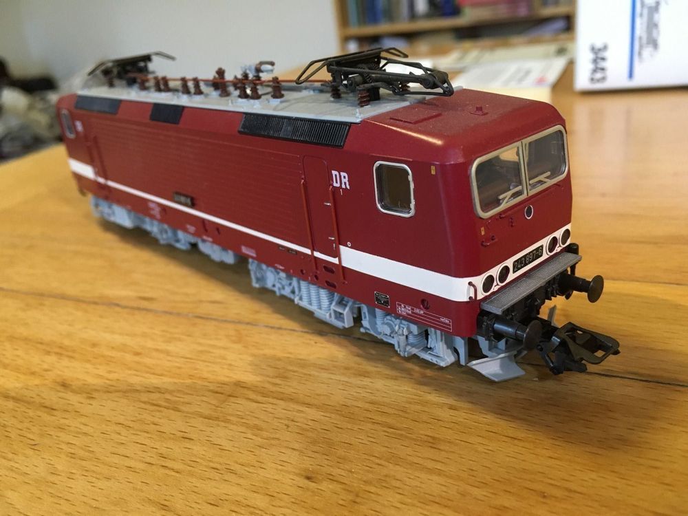 Märklin Metall E-Lok Br. 243 DR, H0, AC (Gebraucht) in Winden für CHF ...