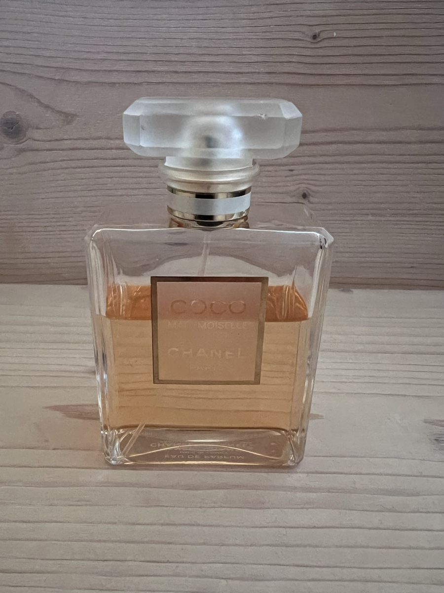 Coco Chanel eau de Parfum 100 ml Flasche (Gebraucht) in Uebeschi für ...