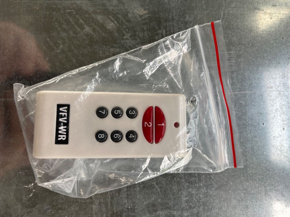 Nebelmaschine ADJ VF Volcano mit Nebelfluid | Kaufen auf Ricardo