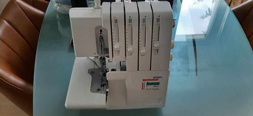Bernina 800DL Overlock (Gebraucht) in Fischbach-Göslikon für CHF 400 ...
