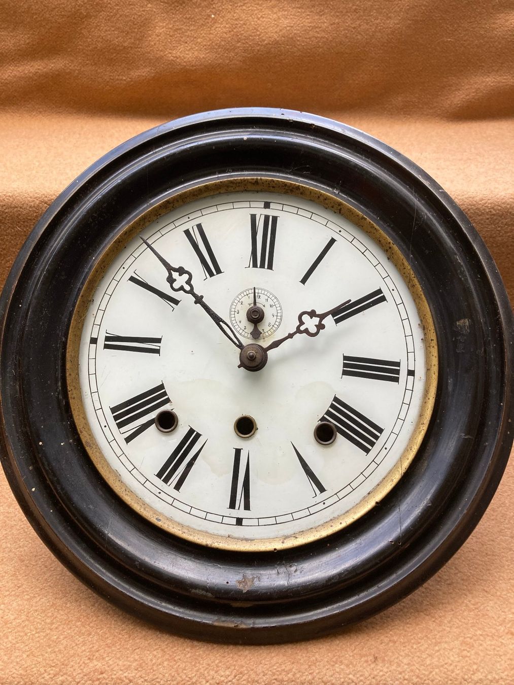 🔵 antike Holzuhr 🔵 (Gebraucht) in Schönenwerd für CHF 20 – nur Abholung auf Ricardo kaufen