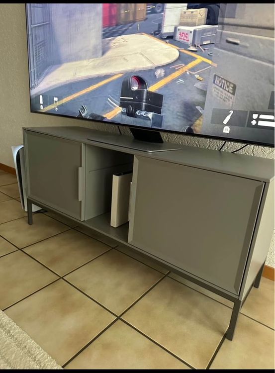 TV-Lowboard "TULLSTORP" IKEA - wie neu! (Gebraucht) in Überstorf für ...