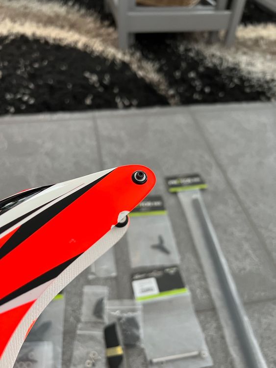 MSH Protos 380 V2 rot inkl. Motor und Blātter | Kaufen auf Ricardo