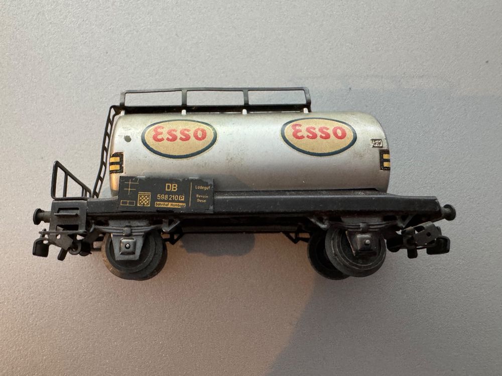 Märklin H0 4501 - DB Kesselwagen Esso 598 210 (Gebraucht) in Fehraltorf ...