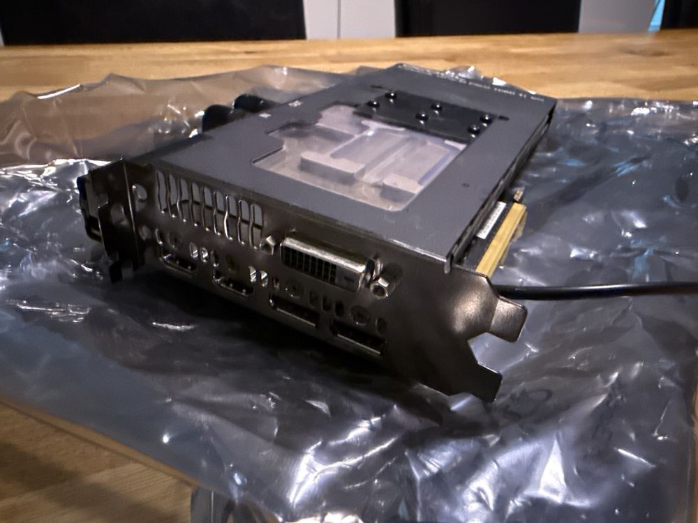ASUS ROG STRIX 1080 ti mit Alphacool Eisblock (Gebraucht) in Raron für ...