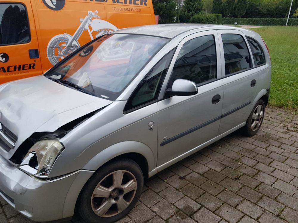Opel Meriva A ( Unfall-Fahrzeug ) (Defekt) in Wallbach für CHF 500 ...