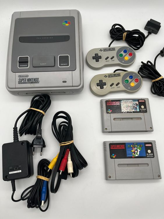 SNES + 2 Controller Super Mario World Allstars Nintendo (Gebraucht) in ...