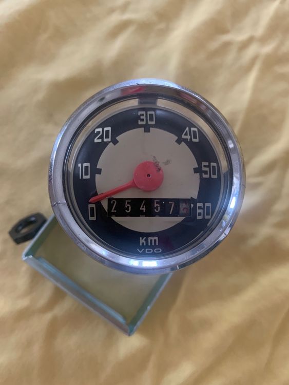 Original VDO Tacho 60km/h /48mm ab Fr.39.- (Gebraucht) in Waltenschwil ...
