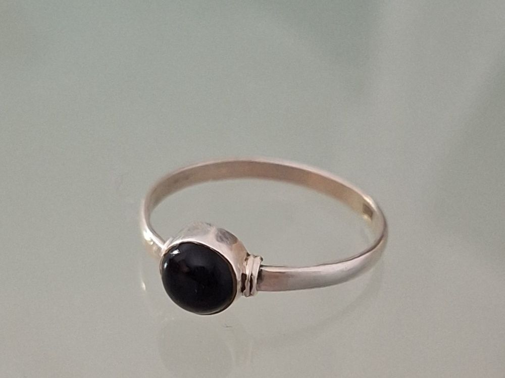 ONYX RINGLI SILBER (Gebraucht) in Kerzers für CHF 33 – mit Lieferung auf Ricardo kaufen
