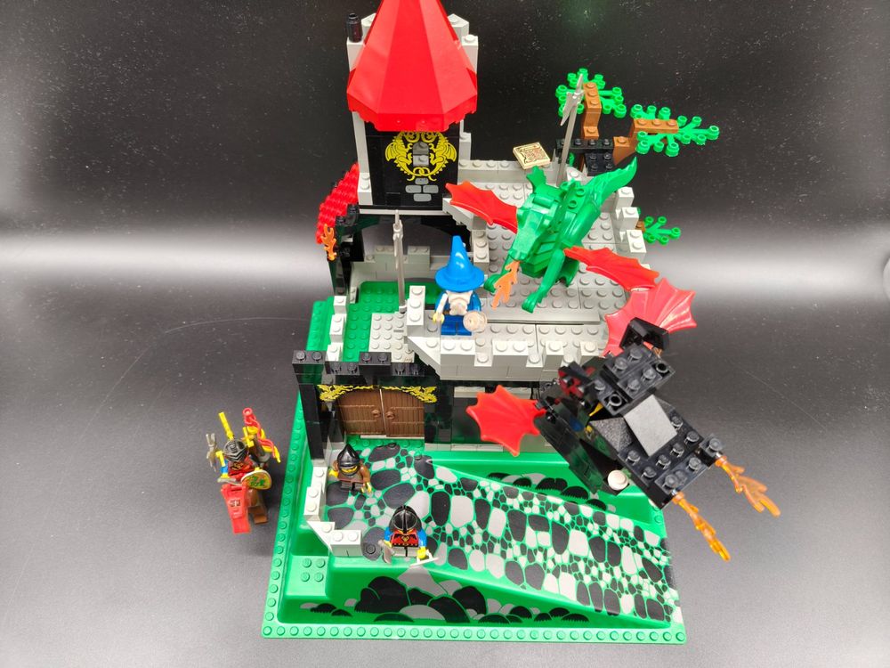 Lego 6082 – Fire Breathing Fortress Ritterburg (Gebraucht) in Erstfeld ...