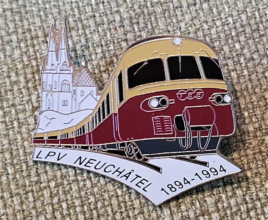 K981 Schmid Müller SWISS Made Design Pin RAe TEE Neuchatel (Gebraucht ...