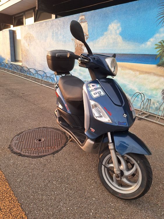 Piaggio Fly 125 Roller, Topcase, 21821km, JG 2012, Top! (Gebraucht) in ...