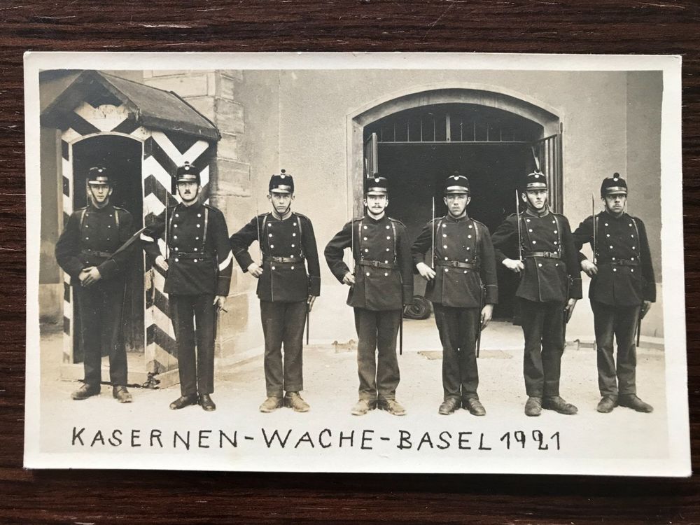 BASEL FOTOKARTE Kasernen - Wache 1921, Militär, Soldaten (Gebraucht) in Wald ZH für CHF 19 – mit ...