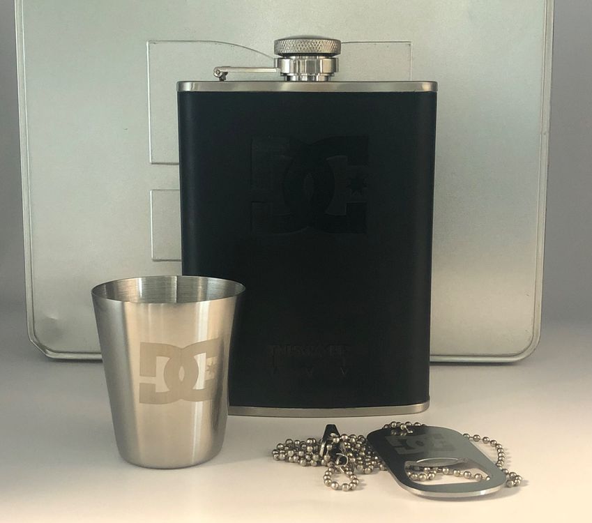 Coffret kit flasque - Flachmann DC Shoes (Gebraucht) in Fully für CHF ...