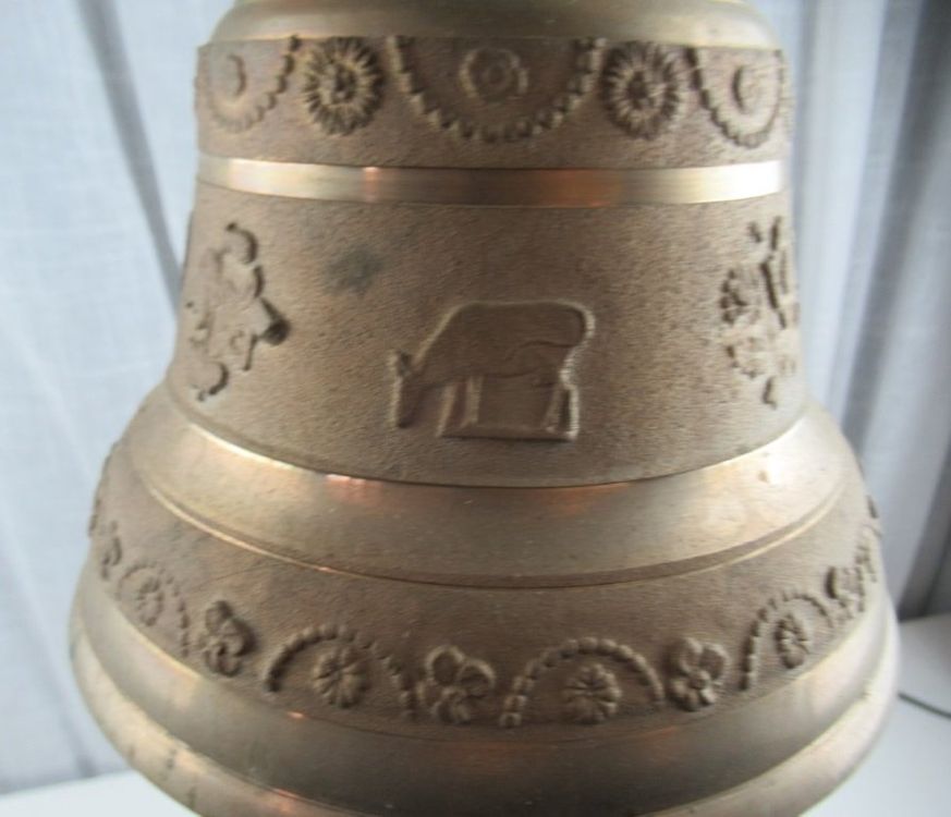 Schöne Glocke Schweiz 18 cm. (Gebraucht) in Flums für CHF 99 – mit ...