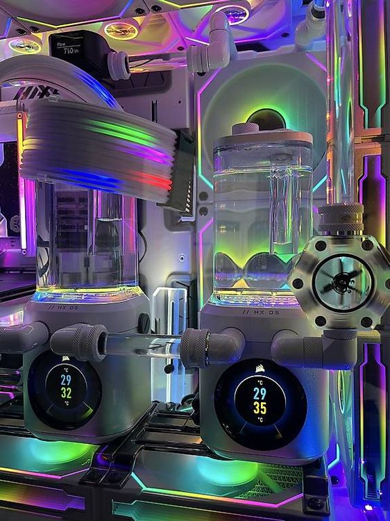 Gaming PC 9950X3D mit RTX 4090 Custom Loop | Acheter sur Ricardo