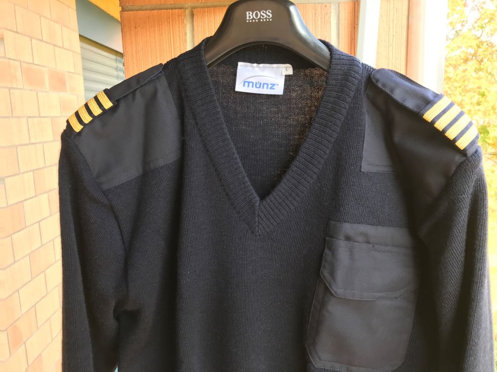 Uniform Pullover, Pilot | Kaufen auf Ricardo