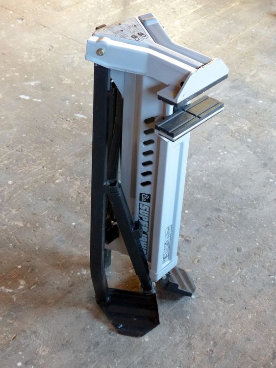 Elu Superjaws Spann Bock Schraubstock (Gebraucht) in Diemtigen für CHF ...