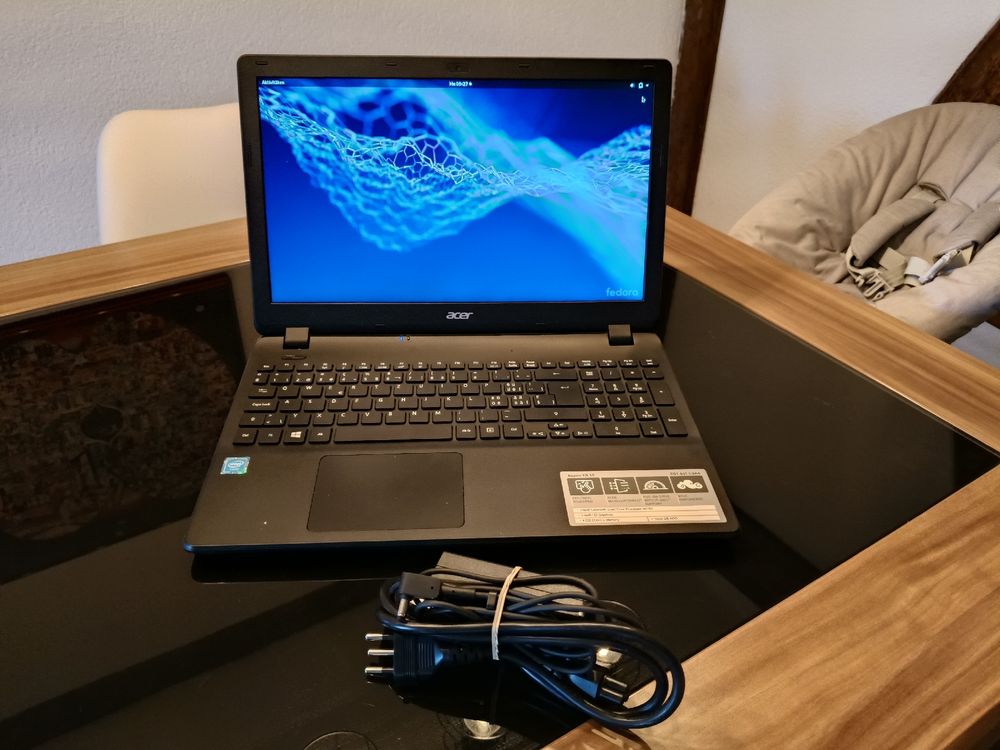 ACER Aspire ES15 Laptop (Gebraucht) in Brütten für CHF 75 – mit ...