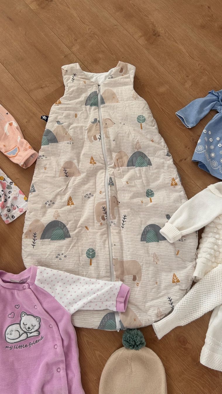 Baby Mädchen Winter Kleiderpaket 62/68 inkl. Schlafsack (Gebraucht) in ...