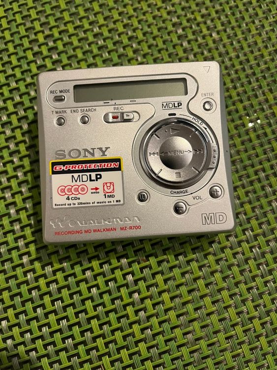 SONY Walkman MZ-R700 Minidisc Player Portabel (Gebraucht) in Brunnen für CHF 30 – mit Lieferung ...