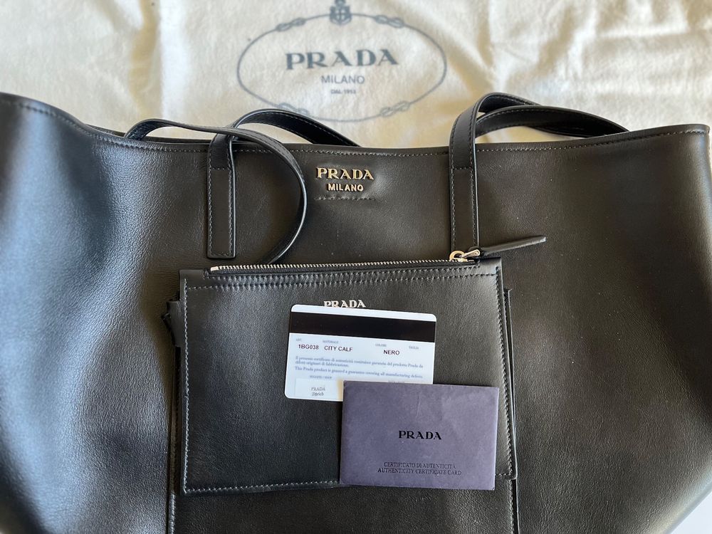 Prada Shopper (Original, mit ID Karte) schwarz, Neuzustand (Neu (gemäss Beschreibung)) in Vaduz ...