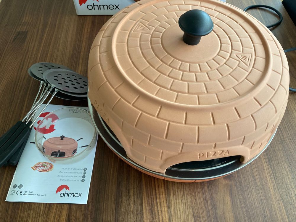 Pizzadom / Pizzaofen / Pizza-Tischgrill (6 Personen) (Gebraucht) in ...
