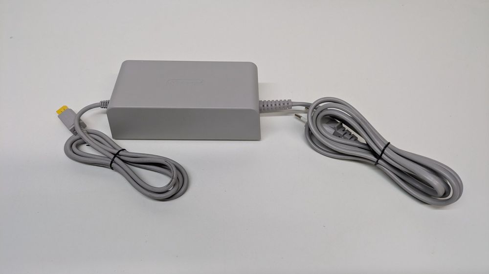 Original Nintendo Wii U Netzteil / Power Supply (Gebraucht) in Menziken ...