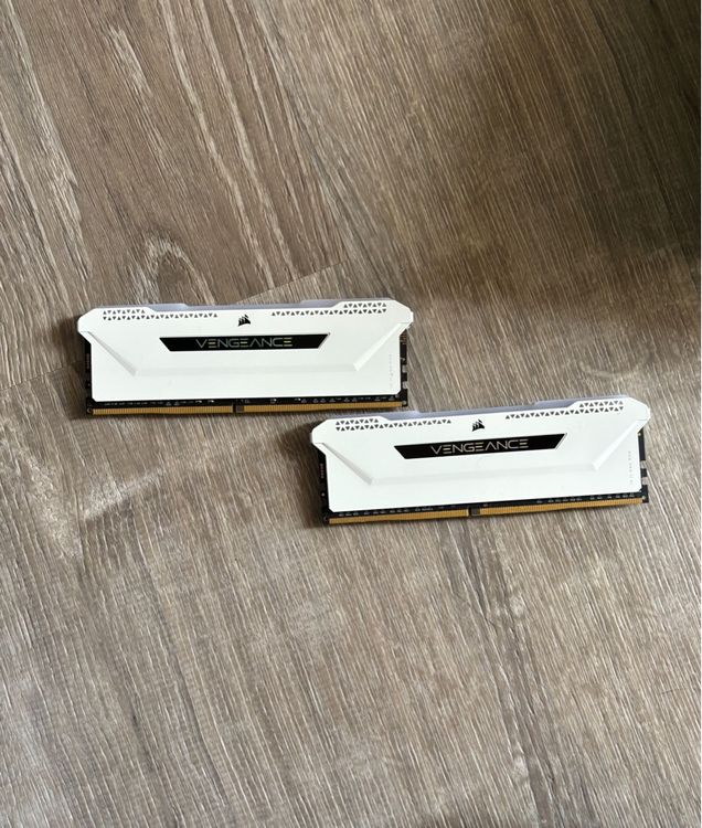 RAM DDR4 Corsair Vengeance RGB Pro SL(2 x 16GB, 3600 MHz) (Neu (gemäss ...