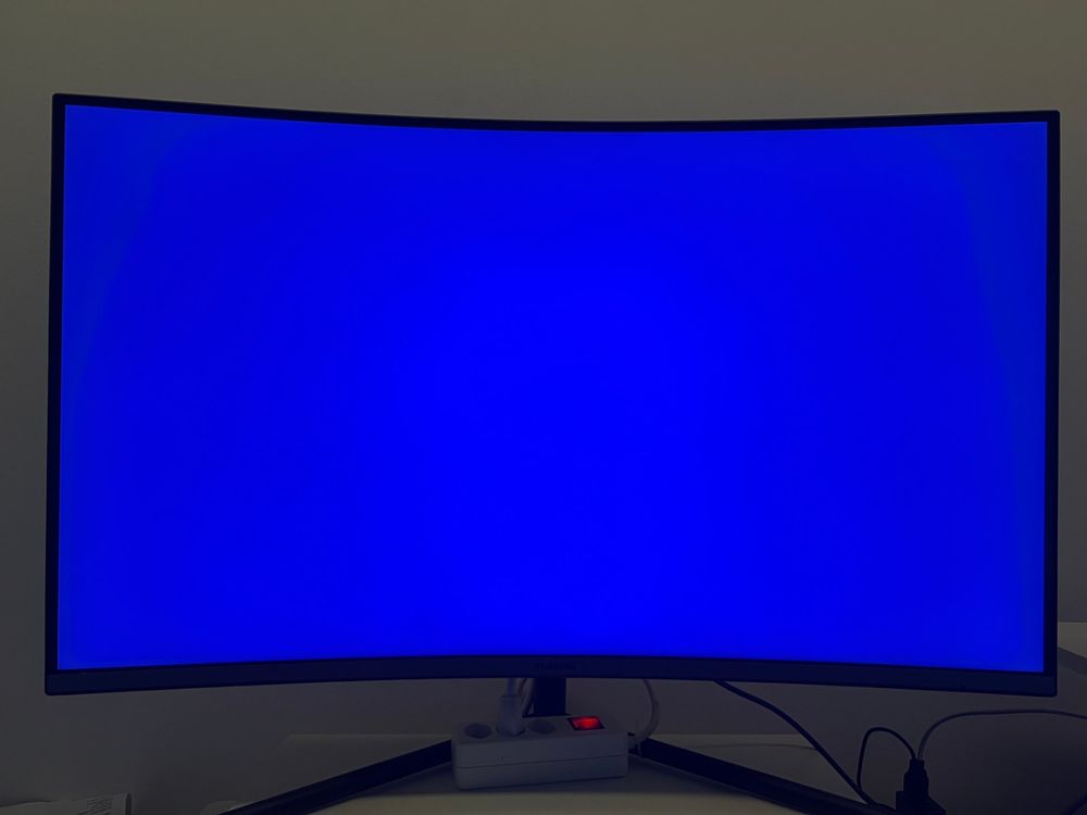 Samsung 32” Curved 4K UHD Monitor – Top Zustand (Gebraucht) in Ibach ...