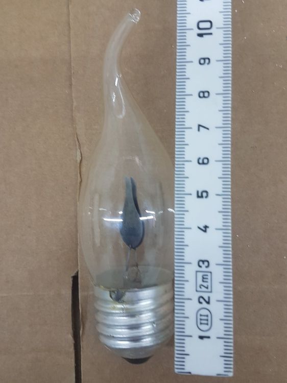 Glühbirne E27 FLACKER Feuer Flamme Kerze | Kaufen auf Ricardo