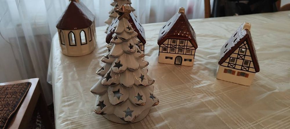 4 Original Lichthäuser Leyk inkl. Weihnachtsbau aus Keramik (Gebraucht) in Schlieren für CHF 49 ...