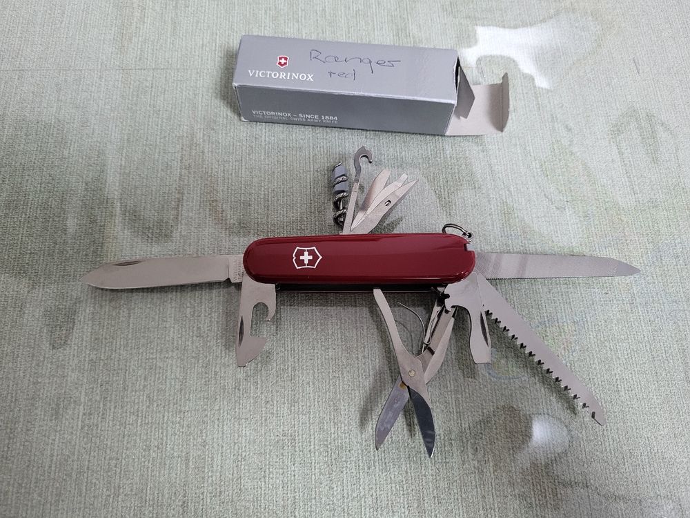 Victorinox Ranger in Rot (Gebraucht) in Bäch SZ für CHF 37 – mit ...