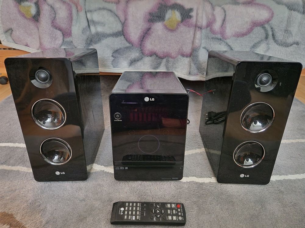 LG Micro HI-FI System (Gebraucht) in Strengelbach für CHF 50 – nur Abholung auf Ricardo kaufen