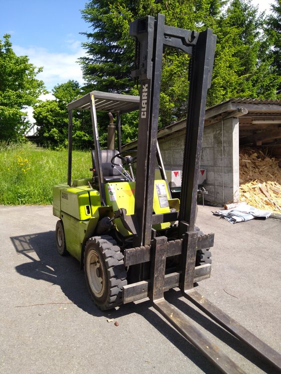 Clark Stapler Occasion (Gebraucht) in Schänis für CHF 1550 – nur Abholung auf Ricardo kaufen