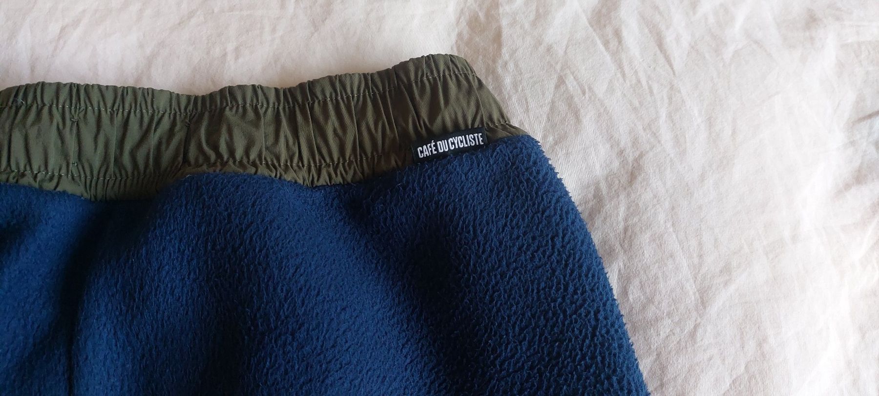 Café du Cycliste „Henriette“ Jogginghose – Blau/Khaki – S (Gebraucht ...