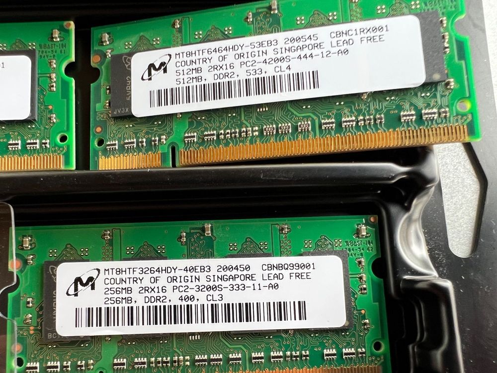 HP SD-RAM 256MB & 512Mb Hewlett Packard Speicher (Gebraucht) in Reinach ...