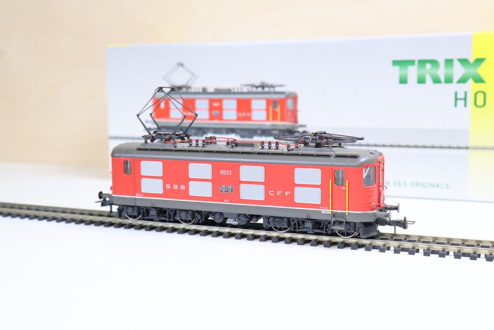 Trix SBB Re 4/4 E-Lok - 22353 - Digi Schnittstelle | Kaufen auf Ricardo
