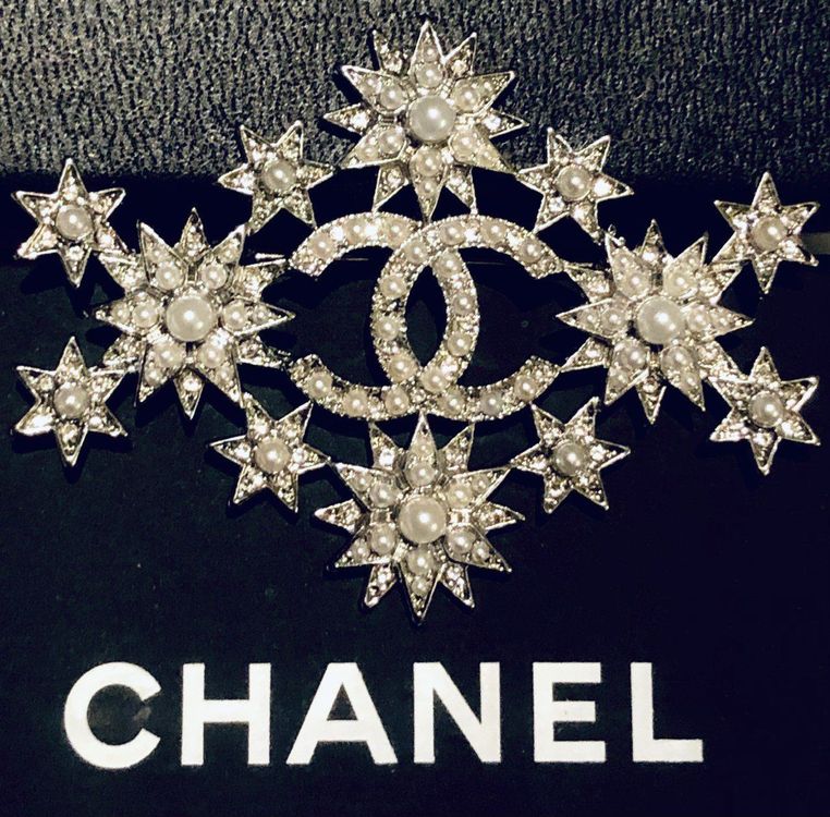 Chanel Brosche Original super edel Perle (Neu (gemäss Beschreibung)) in ...