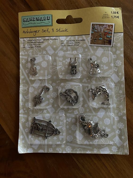 Anhänger Set 8 Stück (Neu und originalverpackt) in Balsthal für CHF 1 – mit Lieferung auf ...