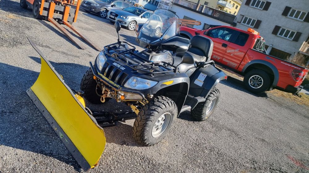 Arctic Cat TRV 700 4x4 mit Schneeschild (Gebraucht) in Trimmis für CHF 3507 – nur Abholung auf ...