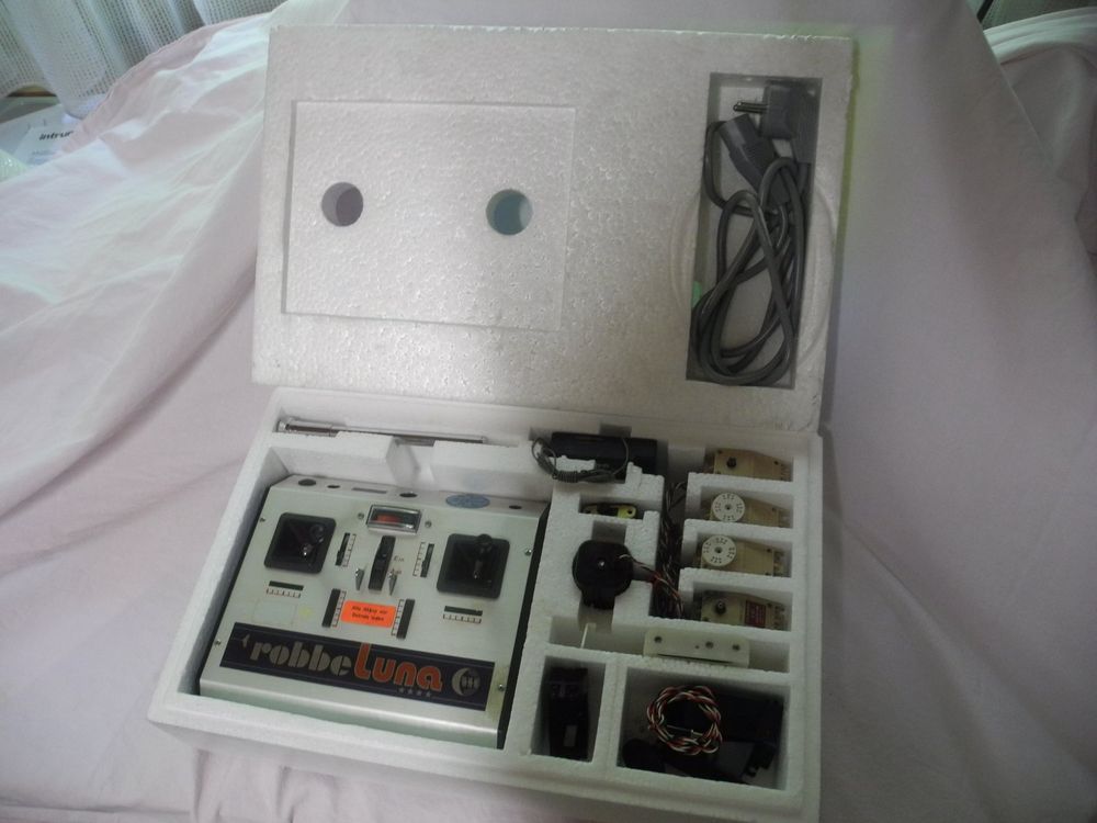 ROBBE LUNA 40 MHz DIGITAL PROPORTIONAL R/C SYSTEM (Defekt) in ...