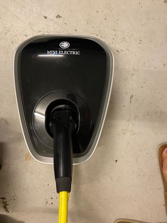 Wallbox Mini Electric (Gebraucht) in Baar für CHF 300 – nur Abholung ...